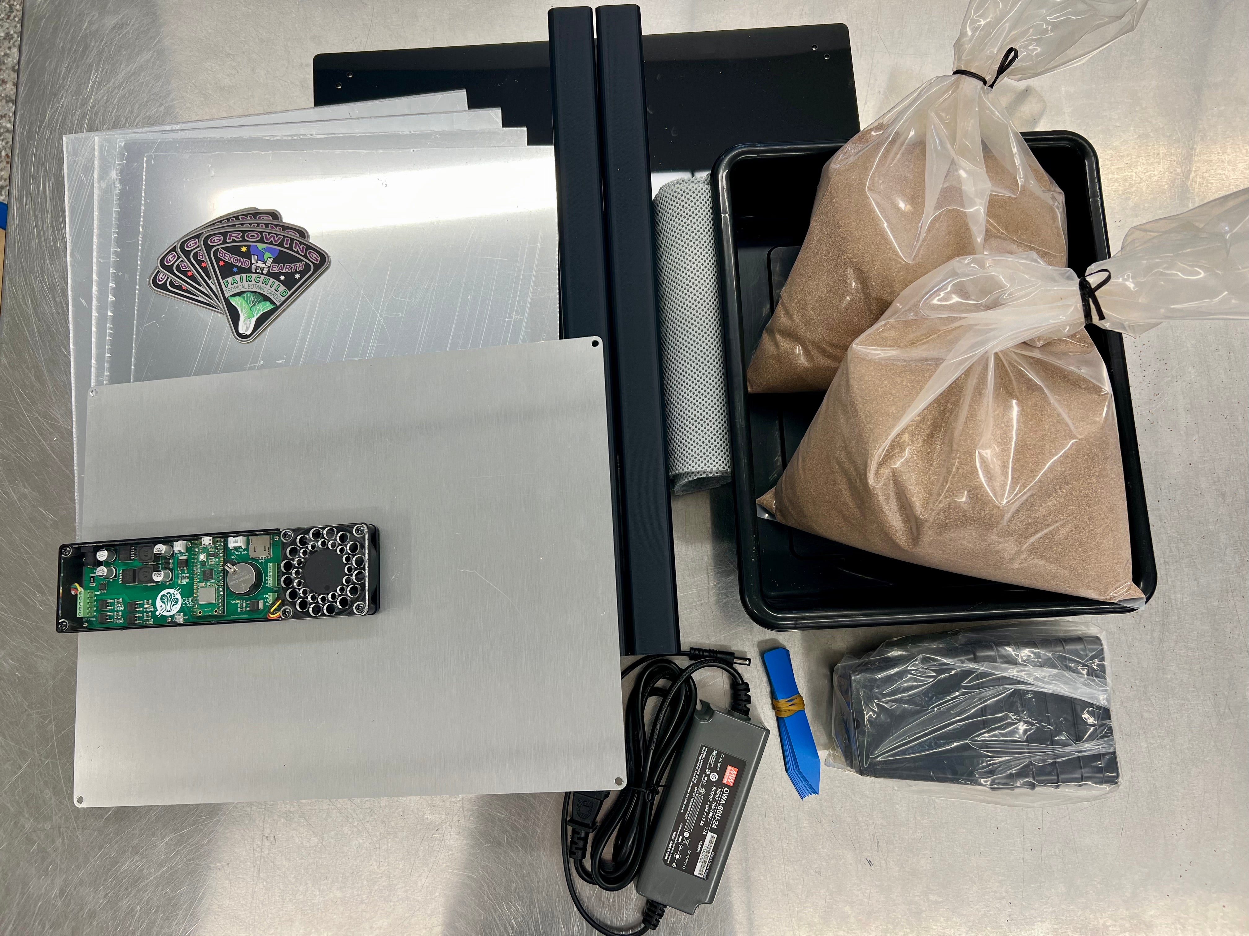 Growing Beyond Earth® Starter Kit (including Consumables and Seeds for ...